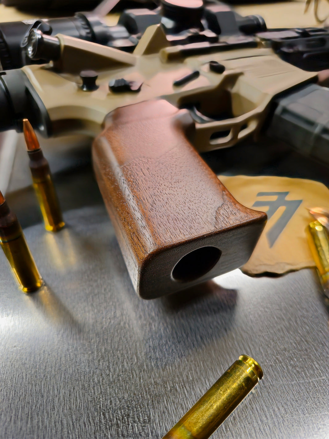 Custom AR15/M4 Wood rail covers and grips. For Mlok & keymod handguards ...